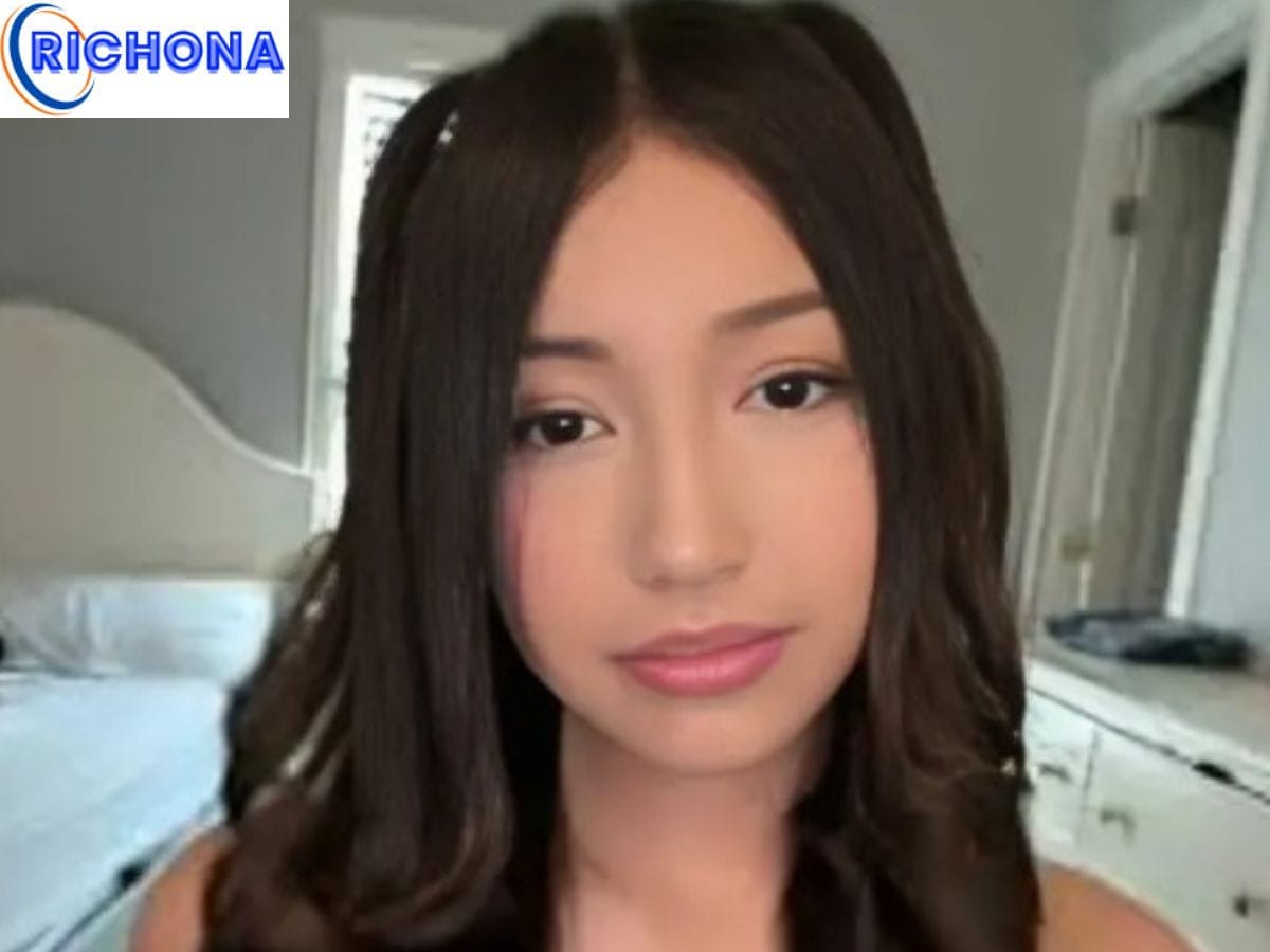Esli Mendez: Age, Ethnicity, Height, Boyfriend & Net Worth
